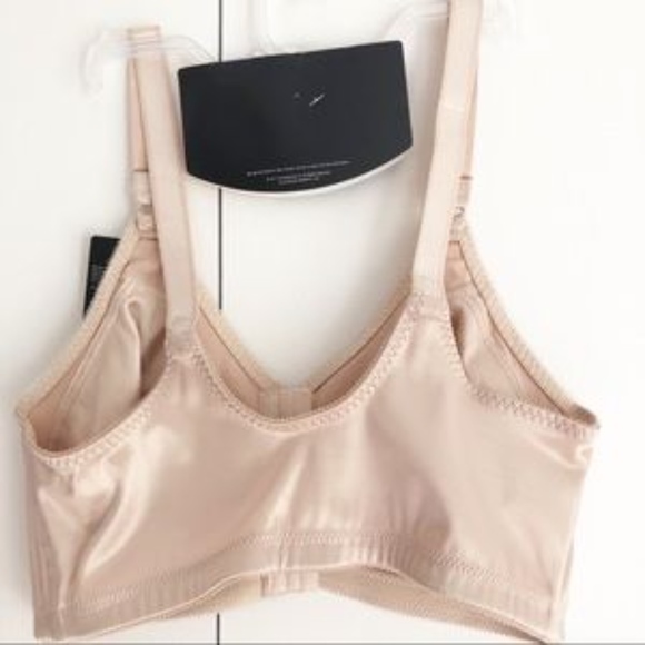 Bali | Intimates & Sleepwear | Nwt Beauty By Bali Wire Free Front Close ...